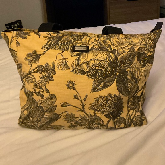 Jim Thompson | Bags | Jim Thompson Canvas Tote In Botanical Print ...